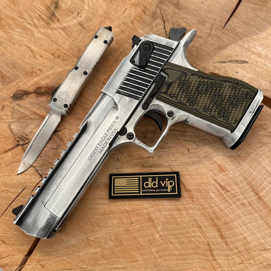 Magnum Research Desert Eagle Distressed Cerakote 50 AE + Mic...